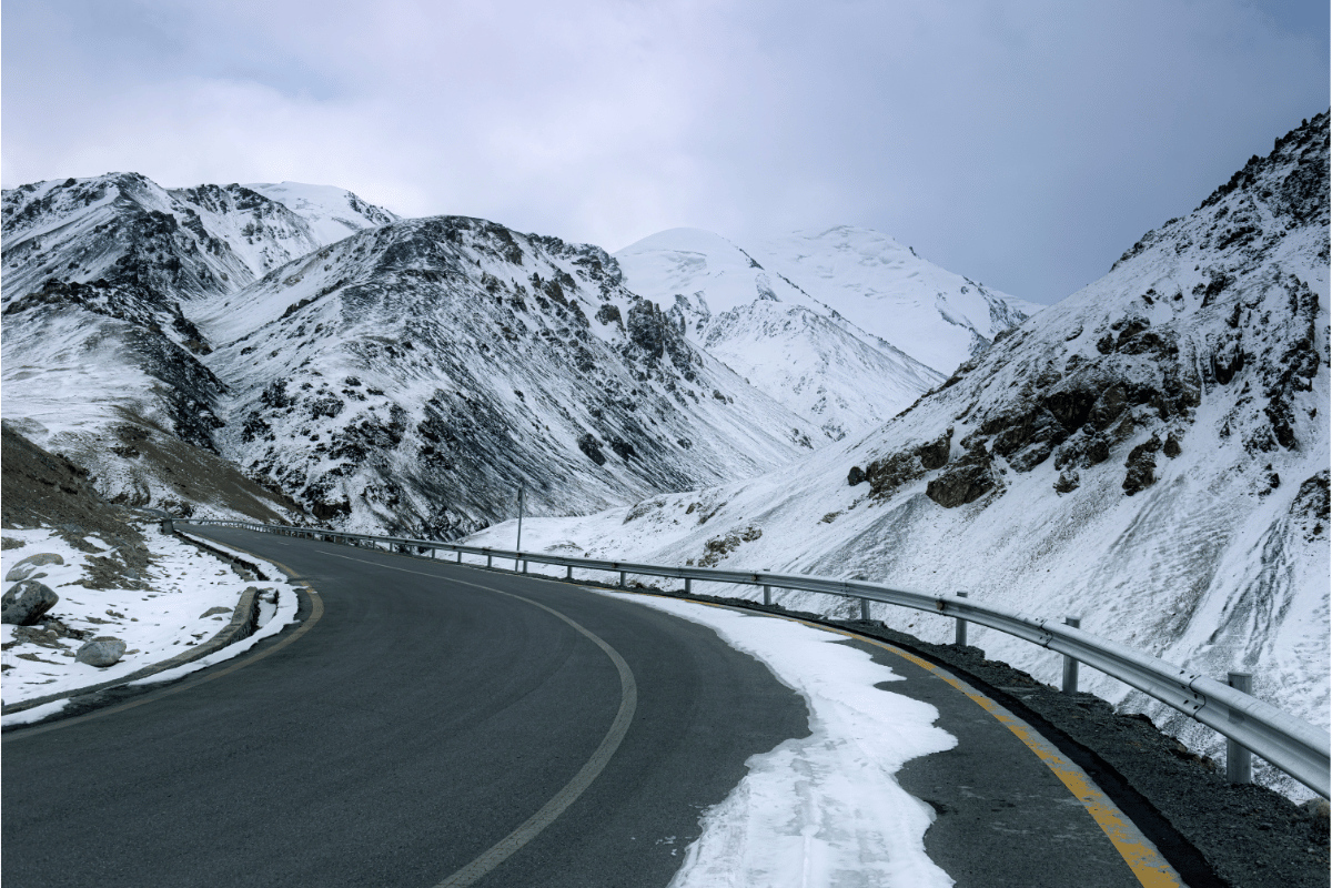 The Top 10 beautiful Snowfall Places in Pakistan to Visit